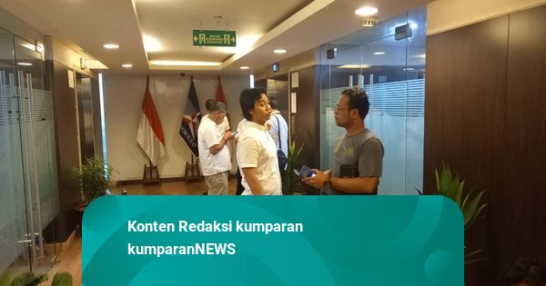Puslabfor dan Inafis Cek Ruang Kerja Khatibul yang Tertembak Peluru ...