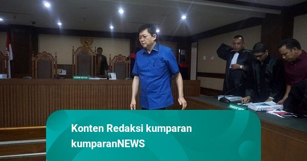 KPK Tuntut Lucas Hukuman Maksimal 12 Tahun Penjara | kumparan.com