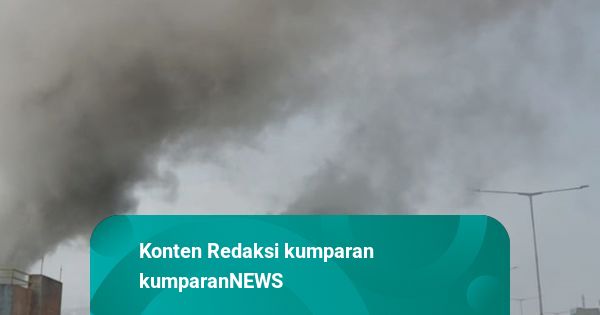 Foto: Gudang Kembang Api di Pasar Asemka Terbakar | kumparan.com