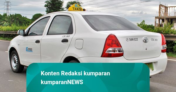 Bos Taksi Express: Tak Mudah Bersaing dengan Taksi Online | kumparan.com