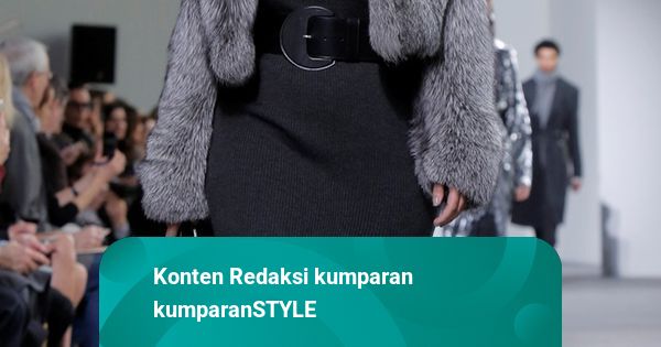 Ashley Graham Resmi Jadi Model Plus Size Pertama Revlon | kumparan.com