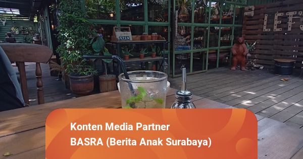 Rustic Market Surabaya, Kafe Bernuansa Pedesaan Khas Eropa | kumparan.com