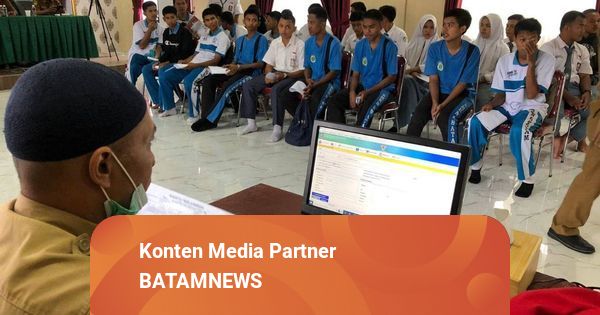 Disduk Batam: Usia 15-16 Tahun Bisa Rekam Data, Usia 17 Tahun eKTP Bisa ...