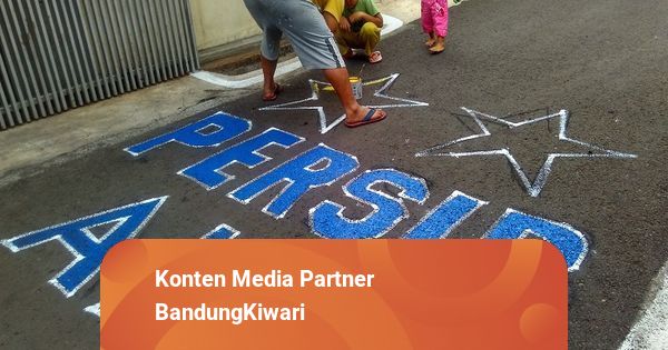 Jalan Batik Jogja Bandung Penuh Mural Asian Games dan Persib | kumparan.com