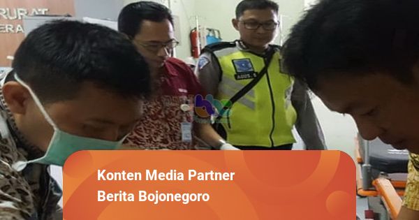 Tabrakan di Balen Bojonegoro, 2 Orang Pemotor Luka-Luka | kumparan.com