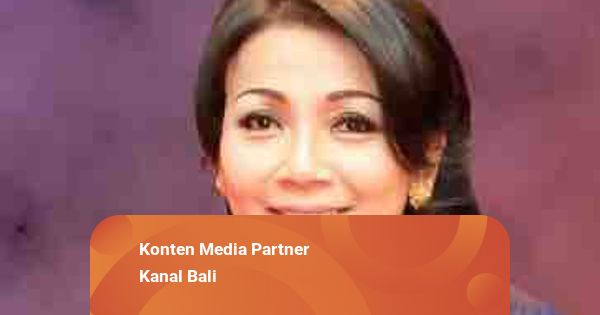 Selly D. Mantra, Perempuan Harus Tangguh dan Kreatif | kumparan.com