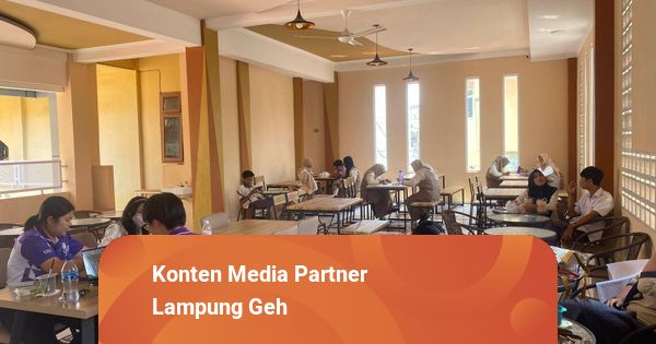 Mengunjungi Student Corner SMA YP Unila: Cafe Pertama di Area Sekolah ...