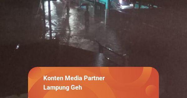 Hujan Deras, Sejumlah Rumah di Gang Marga Anak Tuha Rajabasa Terendam ...