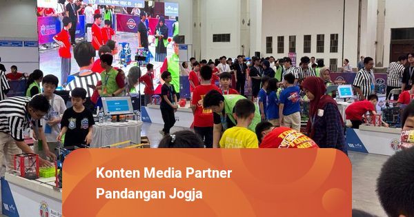 Kontes Robot VEX Pertama Digelar di Jogja, Diikuti Ribuan Anak dari 7 ...