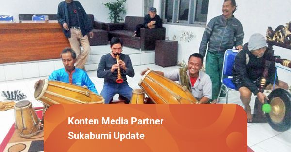 Lestarikan Budaya, Kelurahan Surade Gelar Pentas Seni Sunda | kumparan.com