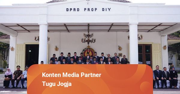 DPRD DIY Melantik 4 Pimpinan Dewan Periode 2024-2029 | kumparan.com
