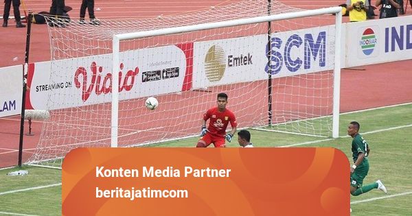Performa Miswar Saputra Menurun, Djanur Akan Rotasi Kiper | kumparan.com