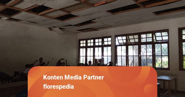 Potret Pilu SMPN 1 Nangaroro, NTT, Tembok Retak hingga Atap Bolong ...