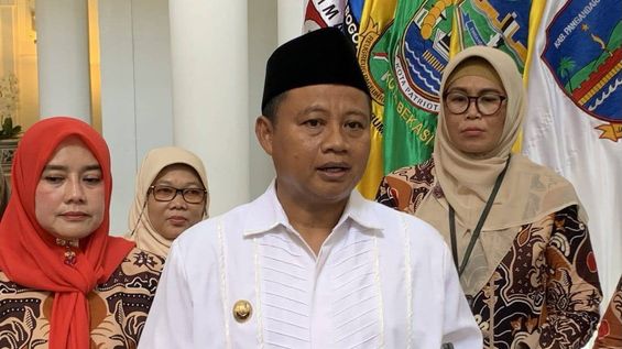Wagub Jabar Usul Poligami Cegah HIV: Berita Wagub Jabar Usul Poligami ...