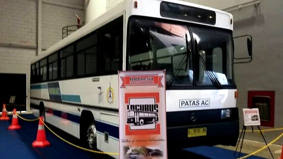Bus Patas AC: Berita Bus Patas AC Terbaru dan Terupdate - kumparan