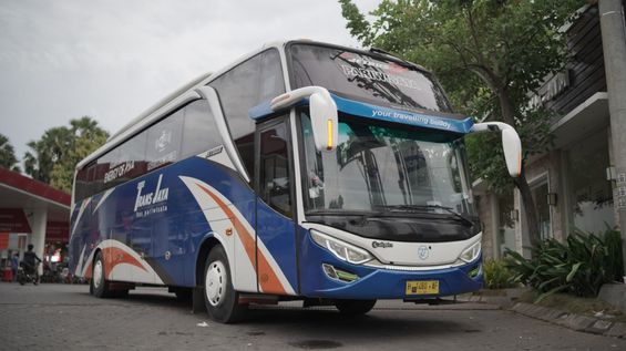 Bus Trans Jaya: Berita Bus Trans Jaya Terbaru dan Terupdate - kumparan