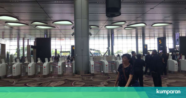 Menjajal Serunya Autogate Imigrasi di Bandara Changi, Singapura - kumparan.com