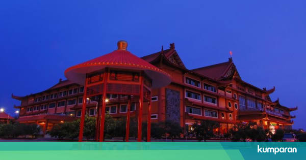 Maha Vihara Maitreya, Wihara Terbesar di Indonesia - kumparan.com