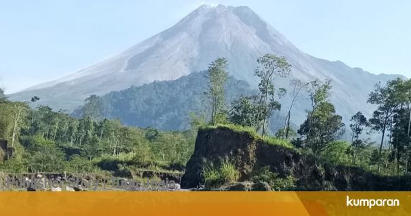 Status Meningkat Siaga, Warga Lereng Gunung Merapi Masih Beraktivitas ...